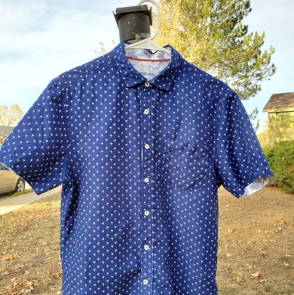 International Report | Shirts | Medium Internation Report Button Down ...